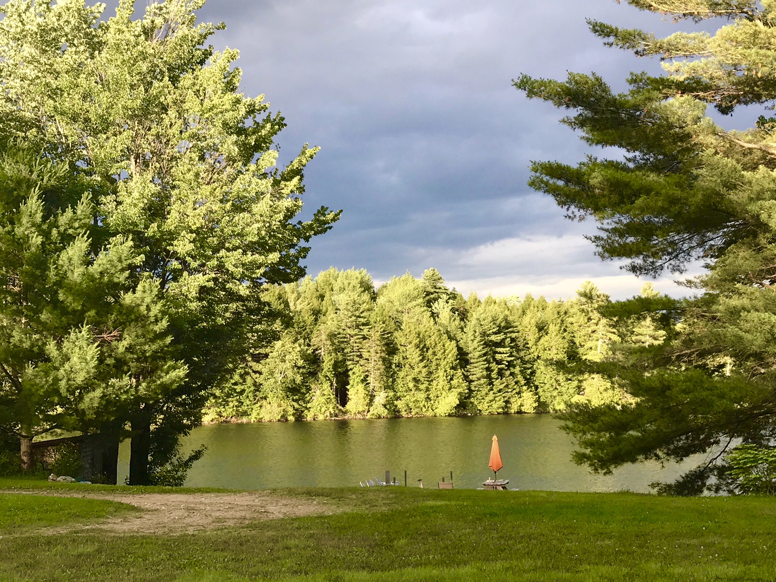 Spruce Lodge – Serenity on the shore of Lower Sysladobsis Lake